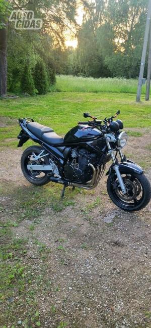 Melns Suzuki GSF 2006 Utena, ar dzinēja tilpumu 0.66 L un nobraukumu 67 tūkst. km par 2450 €, foto 6 vietnē AUTOMOTO.COM.LV