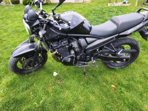 Melns Suzuki GSF 2006 Radviliškis, ar dzinēja tilpumu 0.65 L un nobraukumu 13 tūkst. km par 1350 €, foto 4 vietnē AUTOMOTO.COM.LV