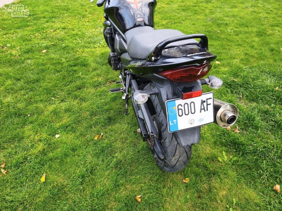Melns Suzuki GSF 2006 Radviliškis, ar dzinēja tilpumu 0.65 L un nobraukumu 13 tūkst. km par 1350 €, foto 7 vietnē AUTOMOTO.COM.LV
