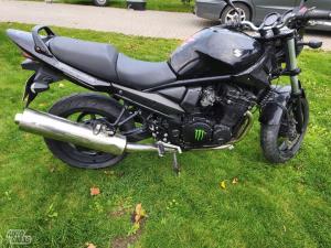 Melns Suzuki GSF 2006 Radviliškis, ar dzinēja tilpumu 0.65 L un nobraukumu 13 tūkst. km par 1350 €, foto 10 vietnē AUTOMOTO.COM.LV