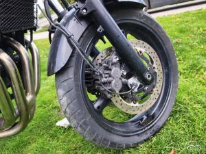 Melns Suzuki GSF 2006 Radviliškis, ar dzinēja tilpumu 0.65 L un nobraukumu 13 tūkst. km par 1350 €, foto 16 vietnē AUTOMOTO.COM.LV