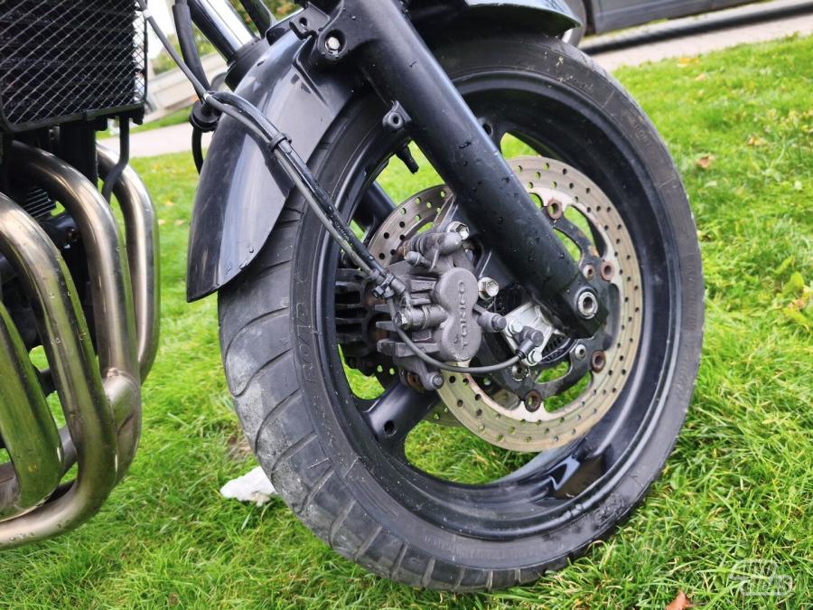 Melns Suzuki GSF 2006 Radviliškis, ar dzinēja tilpumu 0.65 L un nobraukumu 13 tūkst. km par 1350 €, foto 16 vietnē AUTOMOTO.COM.LV