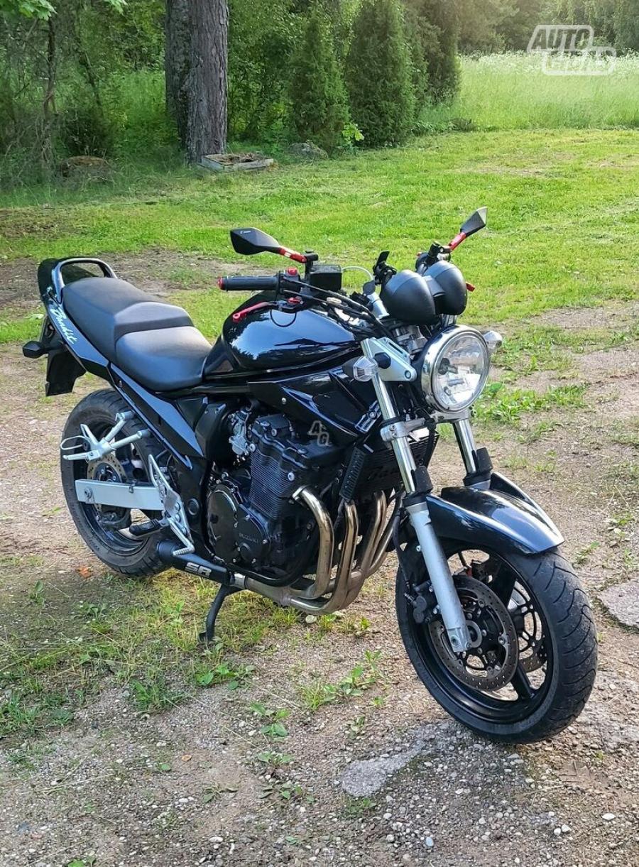 Black Suzuki GSF 2006 in Utena, with an engine capacity of 0.66 L and mileage of 67 thousand km for 1850 €, photo 5 on AUTOMOTO.COM.LV