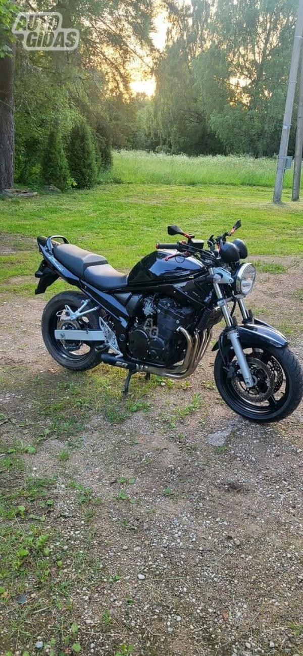 Melns Suzuki GSF 2006 Utena, ar dzinēja tilpumu 0.66 L un nobraukumu 67 tūkst. km par 1850 €, foto 6 vietnē AUTOMOTO.COM.LV