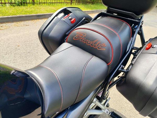 Black Suzuki GSF 2007 in Kaunas, with an engine capacity of 1.25 L and mileage of 107 thousand km for 3000 €, photo 6 on AUTOMOTO.COM.LV