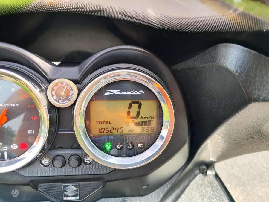 Black Suzuki GSF 2007 in Kaunas, with an engine capacity of 1.25 L and mileage of 107 thousand km for 3000 €, photo 8 on AUTOMOTO.COM.LV