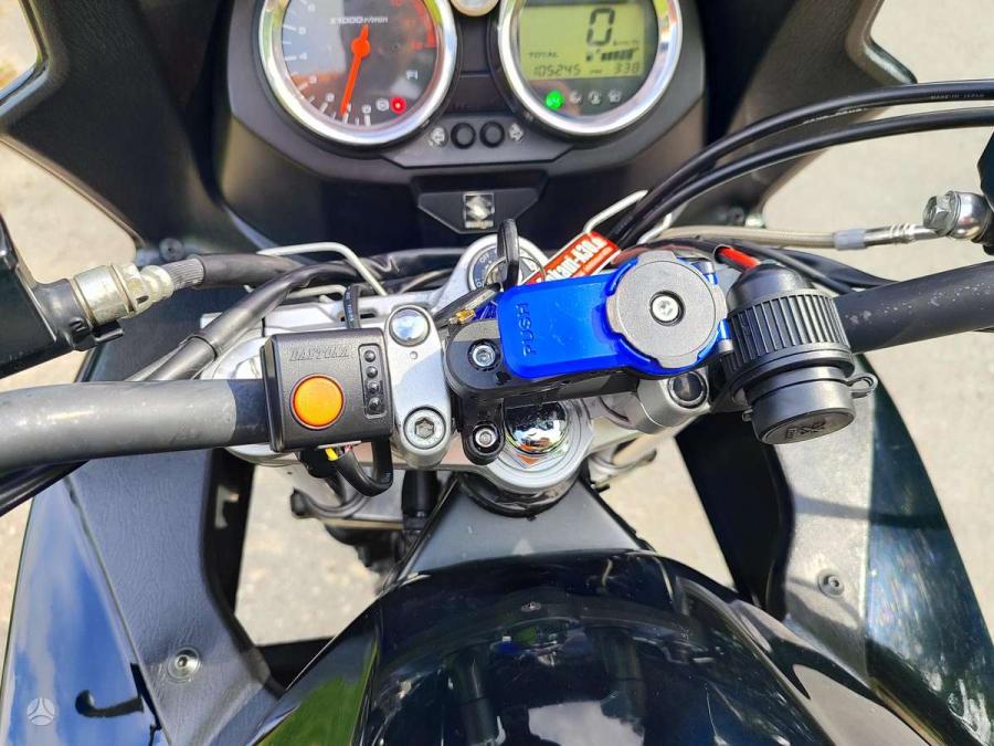 Black Suzuki GSF 2007 in Kaunas, with an engine capacity of 1.25 L and mileage of 107 thousand km for 3000 €, photo 9 on AUTOMOTO.COM.LV