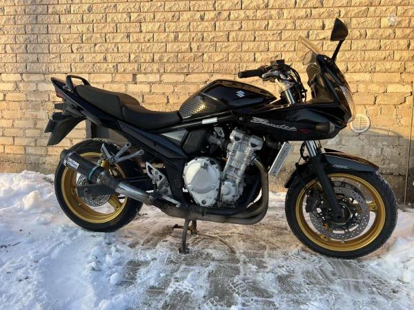 Melns Suzuki GSF 2008 Birštonas, ar dzinēja tilpumu 0.66 L un nobraukumu 46 tūkst. km par 2399 €, foto 5 vietnē AUTOMOTO.COM.LV