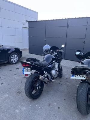 Black Suzuki GSF 2008 in Mazeikiai, with an engine capacity of 0.65 L and mileage of 56 thousand km for 2650 €, photo 3 on AUTOMOTO.COM.LV