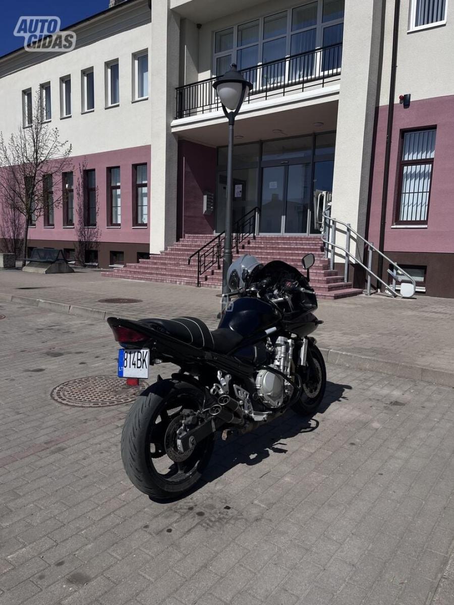 Black Suzuki GSF 2008 in Mazeikiai, with an engine capacity of 0.65 L and mileage of 56 thousand km for 2650 €, photo 4 on AUTOMOTO.COM.LV