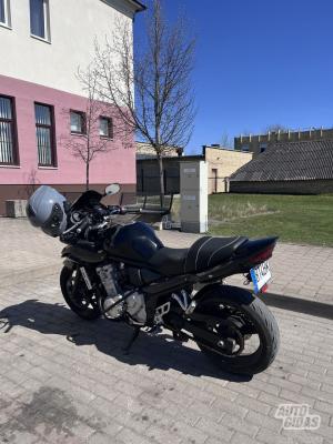 Black Suzuki GSF 2008 in Mazeikiai, with an engine capacity of 0.65 L and mileage of 56 thousand km for 2650 €, photo 5 on AUTOMOTO.COM.LV