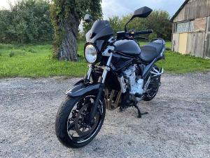Black Suzuki GSF 2008 in Vilnius, with an engine capacity of 0.65 L and mileage of 37 thousand km for 2750 €, photo 3 on AUTOMOTO.COM.LV