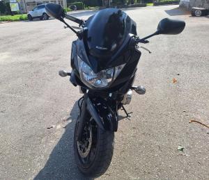 Melns Suzuki GSF 2009 Šauļi, ar dzinēja tilpumu 0.66 L un nobraukumu 57 tūkst. km par 2400 €, foto 4 vietnē AUTOMOTO.COM.LV