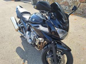 Melns Suzuki GSF 2009 Šauļi, ar dzinēja tilpumu 0.66 L un nobraukumu 57 tūkst. km par 2400 €, foto 7 vietnē AUTOMOTO.COM.LV