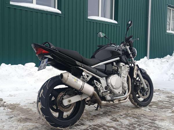 Melns Suzuki GSF 2010 Telšiai, ar dzinēja tilpumu 0.65 L un nobraukumu 36 tūkst. km par 2200 €, foto 5 vietnē AUTOMOTO.COM.LV