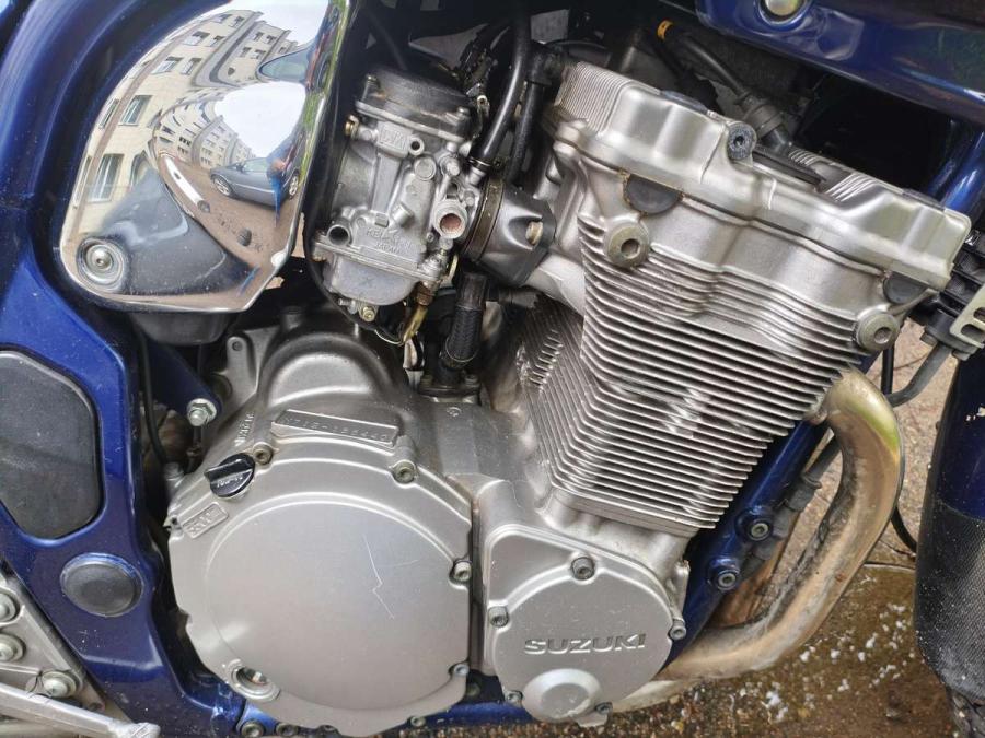 Zils Suzuki GSF 1999 Širvintos, ar dzinēja tilpumu 0.60 L un nobraukumu 22 tūkst. km par 1000 €, foto 4 vietnē AUTOMOTO.COM.LV