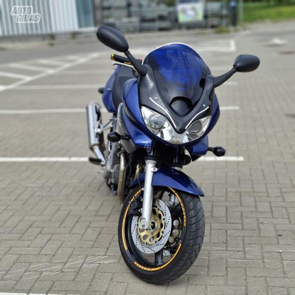 Blue Suzuki GSF 2000 in Panevezys, with an engine capacity of 0.60 L and mileage of 35 thousand km for 1800 €, photo 1 on AUTOMOTO.COM.LV