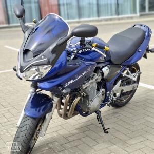 Blue Suzuki GSF 2000 in Panevezys, with an engine capacity of 0.60 L and mileage of 35 thousand km for 1800 €, photo 3 on AUTOMOTO.COM.LV