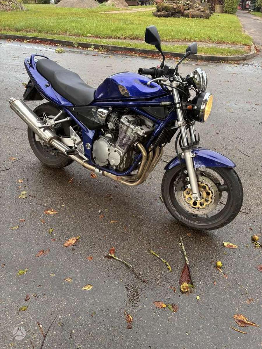 Blue Suzuki GSF 2000 in Taurage, with an engine capacity of 0.60 L and mileage of 36 thousand km for 1000 €, photo 3 on AUTOMOTO.COM.LV
