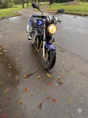 Blue Suzuki GSF 2000 in Taurage, with an engine capacity of 0.60 L and mileage of 36 thousand km for 1000 €, photo 4 on AUTOMOTO.COM.LV