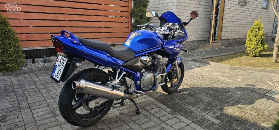 Zils Suzuki GSF 2001 Telšiai, ar dzinēja tilpumu 0.60 L un nobraukumu 46 tūkst. km par 1650 €, foto 4 vietnē AUTOMOTO.COM.LV