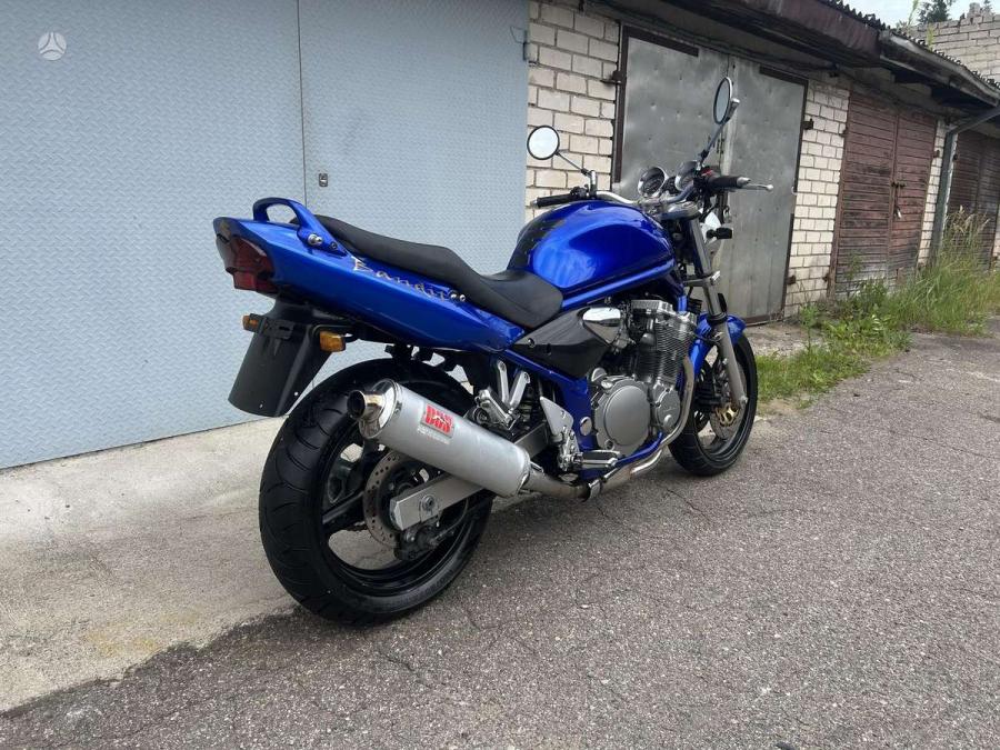 Blue Suzuki GSF 2001 in Birstonas, with an engine capacity of 0.60 L and mileage of 34 thousand km for 1999 €, photo 6 on AUTOMOTO.COM.LV
