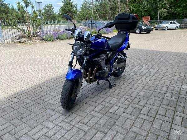 Blue Suzuki GSF 2001 in Jonava, with an engine capacity of 0.60 L and mileage of 19 thousand km for 2000 €, photo 1 on AUTOMOTO.COM.LV