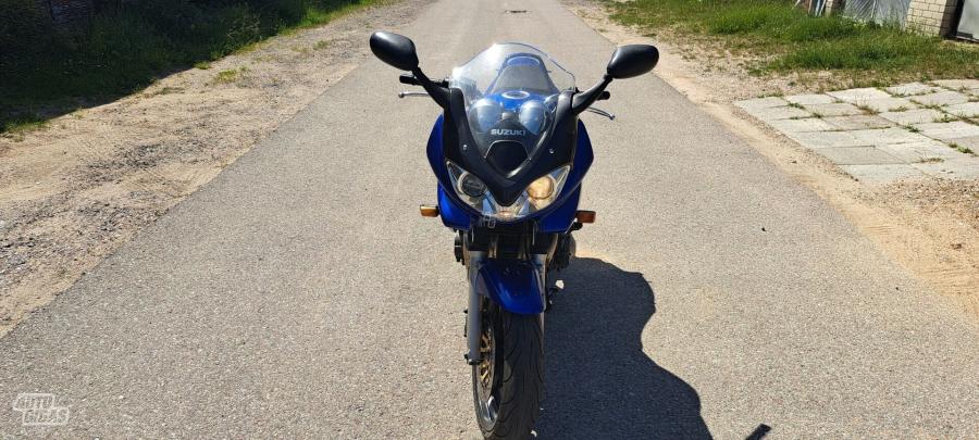 Zils Suzuki GSF 2001 Druskininkai, ar dzinēja tilpumu 0.60 L un nobraukumu 65 tūkst. km par 1000 €, foto 4 vietnē AUTOMOTO.COM.LV
