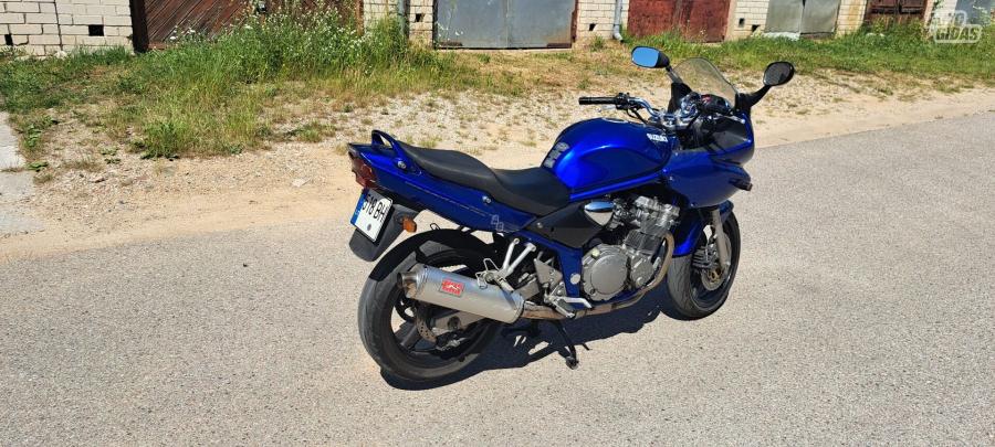 Zils Suzuki GSF 2001 Druskininkai, ar dzinēja tilpumu 0.60 L un nobraukumu 65 tūkst. km par 1000 €, foto 7 vietnē AUTOMOTO.COM.LV