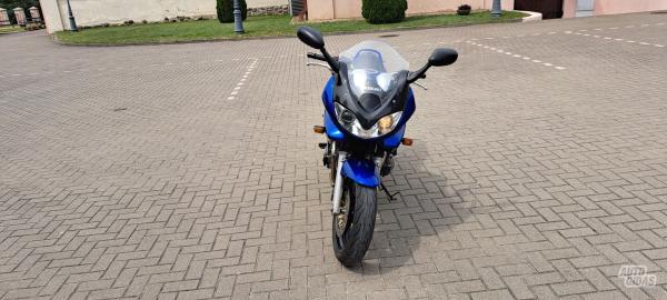 Blue Suzuki GSF 2001 in Druskininkai, with an engine capacity of 0.60 L and mileage of 65 thousand km for 1250 €, photo 3 on AUTOMOTO.COM.LV