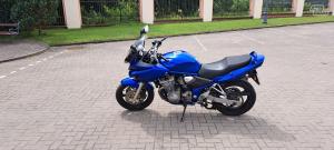 Zils Suzuki GSF 2001 Druskininkai, ar dzinēja tilpumu 0.60 L un nobraukumu 65 tūkst. km par 1250 €, foto 5 vietnē AUTOMOTO.COM.LV