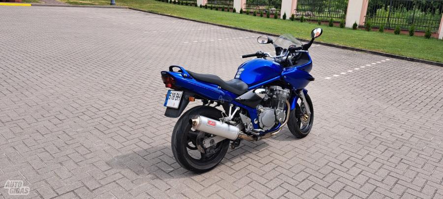 Zils Suzuki GSF 2001 Druskininkai, ar dzinēja tilpumu 0.60 L un nobraukumu 65 tūkst. km par 1250 €, foto 8 vietnē AUTOMOTO.COM.LV
