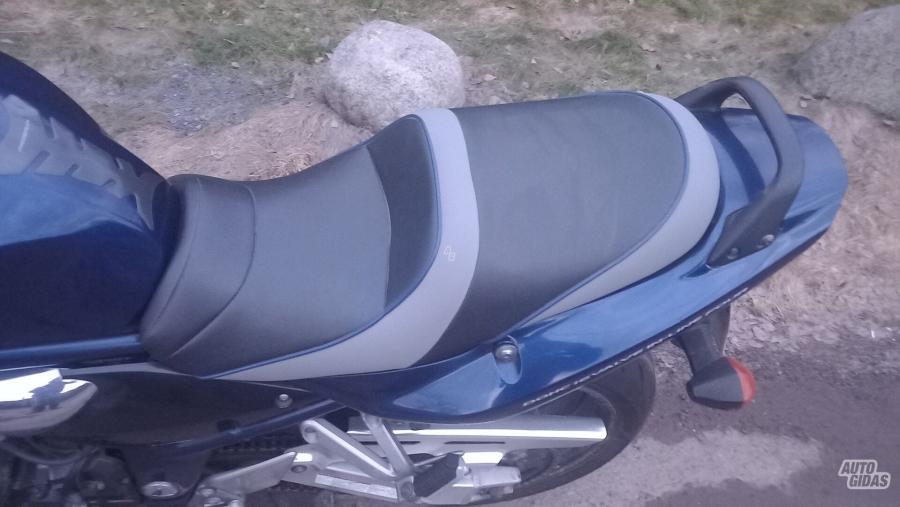 Zils Suzuki GSF 2002 Viļņa, ar dzinēja tilpumu 1.20 L un nobraukumu 77 tūkst. km par 2350 €, foto 13 vietnē AUTOMOTO.COM.LV