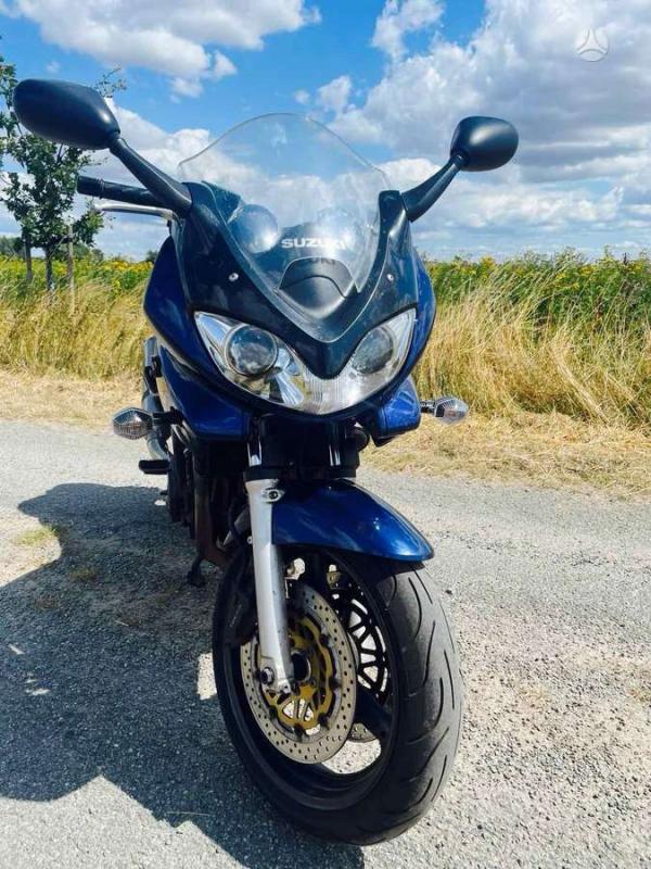 Blue Suzuki GSF 2002 in Vilnius, with an engine capacity of 1.20 L and mileage of 52 thousand km for 1690 €, photo 3 on AUTOMOTO.COM.LV