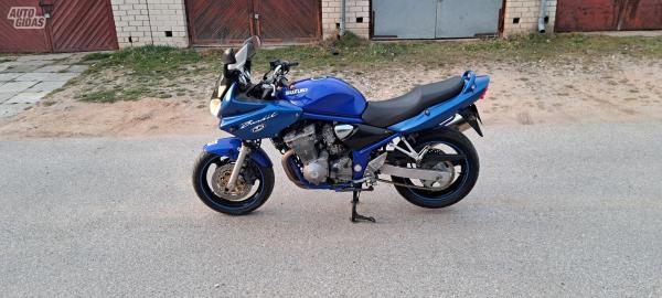 Blue Suzuki GSF 2004 in Druskininkai, with an engine capacity of 0.60 L and mileage of 48 thousand km for 1540 €, photo 5 on AUTOMOTO.COM.LV