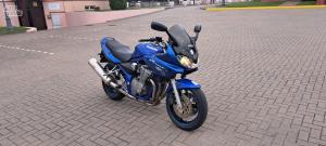 Blue Suzuki GSF 2004 in Druskininkai, with an engine capacity of 0.60 L and mileage of 48 thousand km for 1600 €, photo  on AUTOMOTO.COM.LV
