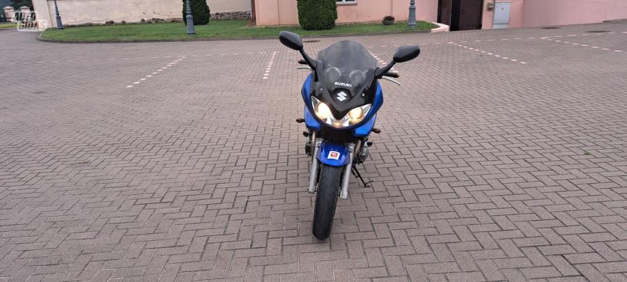 Blue Suzuki GSF 2004 in Druskininkai, with an engine capacity of 0.60 L and mileage of 48 thousand km for 1600 €, photo 4 on AUTOMOTO.COM.LV