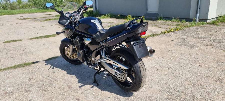 Blue Suzuki GSF 2004 in Alytus, with an engine capacity of 1.20 L and mileage of 57 thousand km for 2000 €, photo 6 on AUTOMOTO.COM.LV
