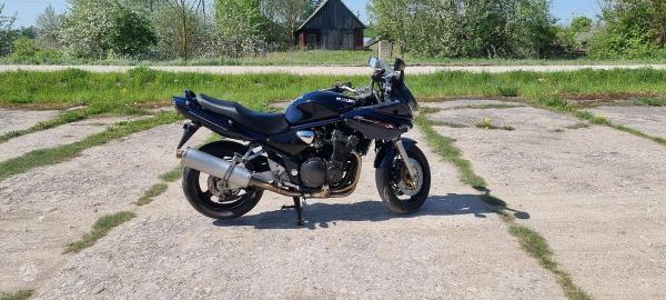 Blue Suzuki GSF 2004 in Alytus, with an engine capacity of 1.20 L and mileage of 57 thousand km for 2000 €, photo 8 on AUTOMOTO.COM.LV