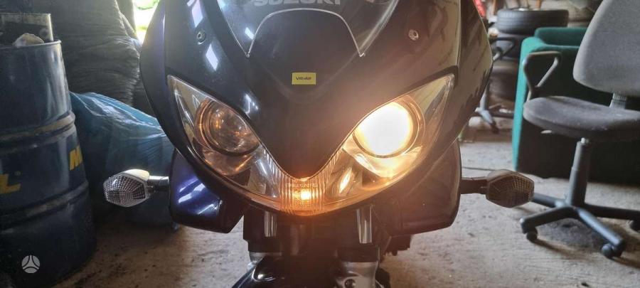 Blue Suzuki GSF 2004 in Alytus, with an engine capacity of 1.20 L and mileage of 57 thousand km for 2000 €, photo 16 on AUTOMOTO.COM.LV