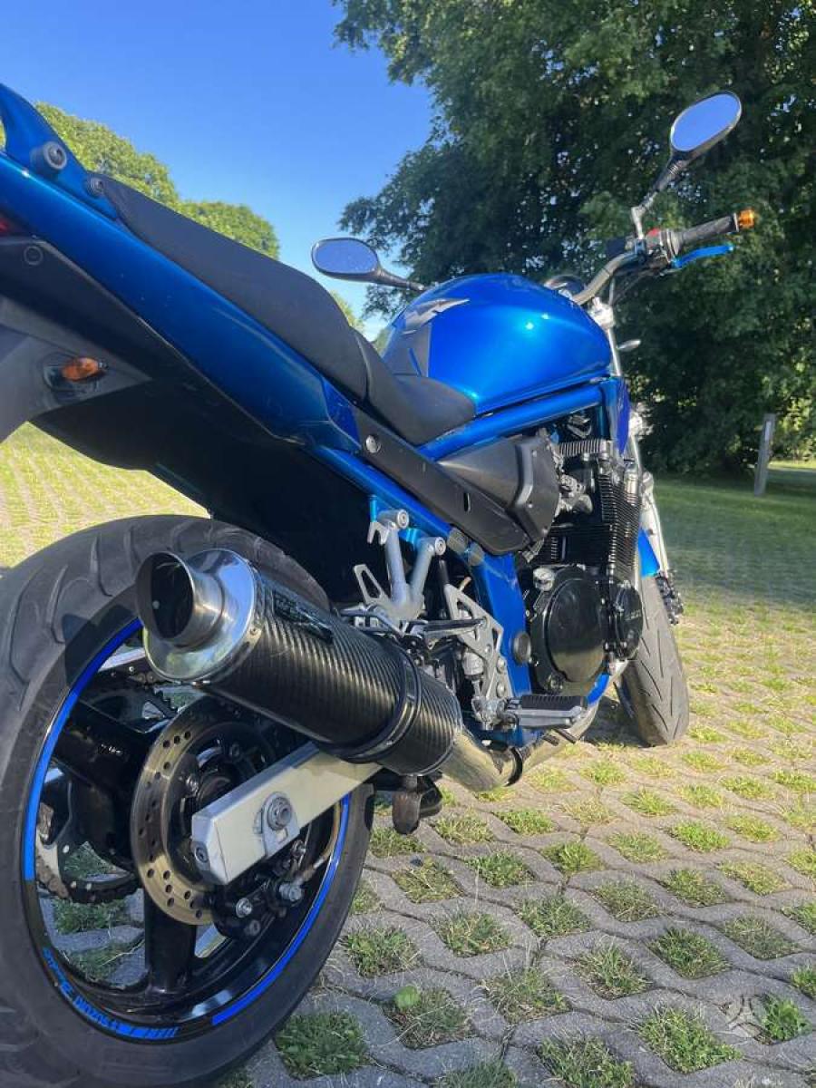 Zils Suzuki GSF 2006 Anykščiai, ar dzinēja tilpumu 0.66 L un nobraukumu 68 tūkst. km par 1700 €, foto 5 vietnē AUTOMOTO.COM.LV