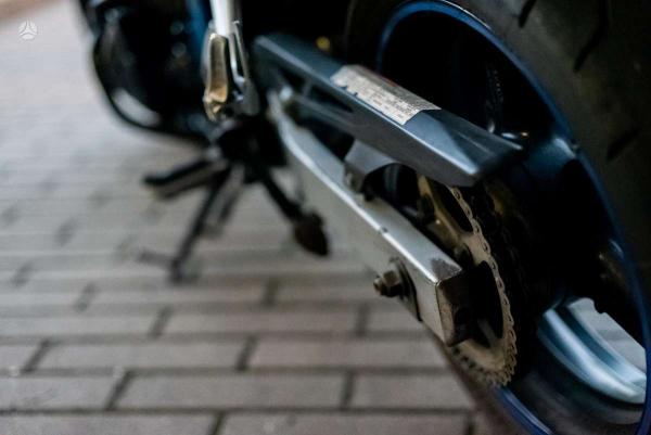 Zils Suzuki GSF 2006 Kauņa, ar dzinēja tilpumu 0.66 L un nobraukumu 57 tūkst. km par 1850 €, foto 10 vietnē AUTOMOTO.COM.LV