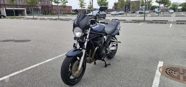 Blue Suzuki GSF 2006 in Klaipeda, with an engine capacity of 1.20 L and mileage of 56 thousand km for 3000 €, photo 1 on AUTOMOTO.COM.LV