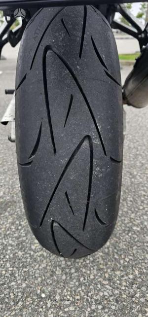 Zils Suzuki GSF 2006 Klaipėda, ar dzinēja tilpumu 1.20 L un nobraukumu 56 tūkst. km par 3000 €, foto 9 vietnē AUTOMOTO.COM.LV