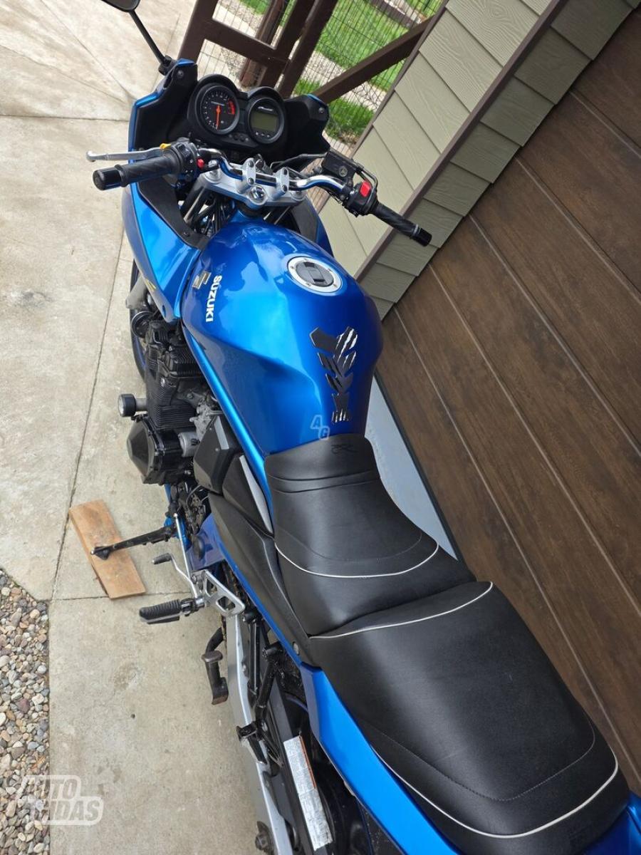 Zils Suzuki GSF 2007 Pasvalys, ar dzinēja tilpumu 0.65 L un nobraukumu 49 tūkst. km par 1499 €, foto 21 vietnē AUTOMOTO.COM.LV