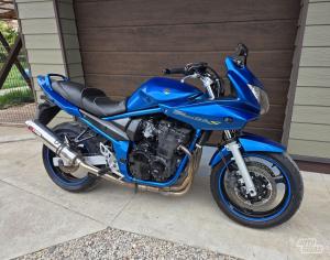 Zils Suzuki GSF 2007 Pasvalys, ar dzinēja tilpumu 0.65 L un nobraukumu 49 tūkst. km par 1499 €, foto 27 vietnē AUTOMOTO.COM.LV