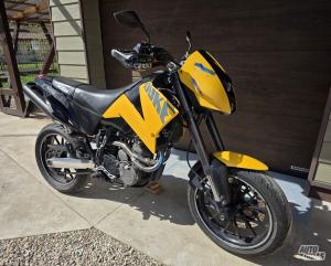 Zils Suzuki GSF 2007 Pasvalys, ar dzinēja tilpumu 0.65 L un nobraukumu 49 tūkst. km par 1499 €, foto 30 vietnē AUTOMOTO.COM.LV
