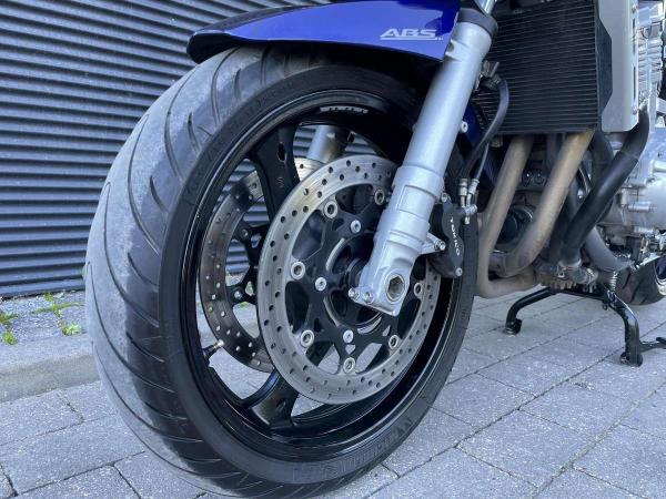 Zils Suzuki GSF 2008 Rīga, ar dzinēja tilpumu 1.25 L un nobraukumu 23 tūkst. km par 3799 €, foto 10 vietnē AUTOMOTO.COM.LV