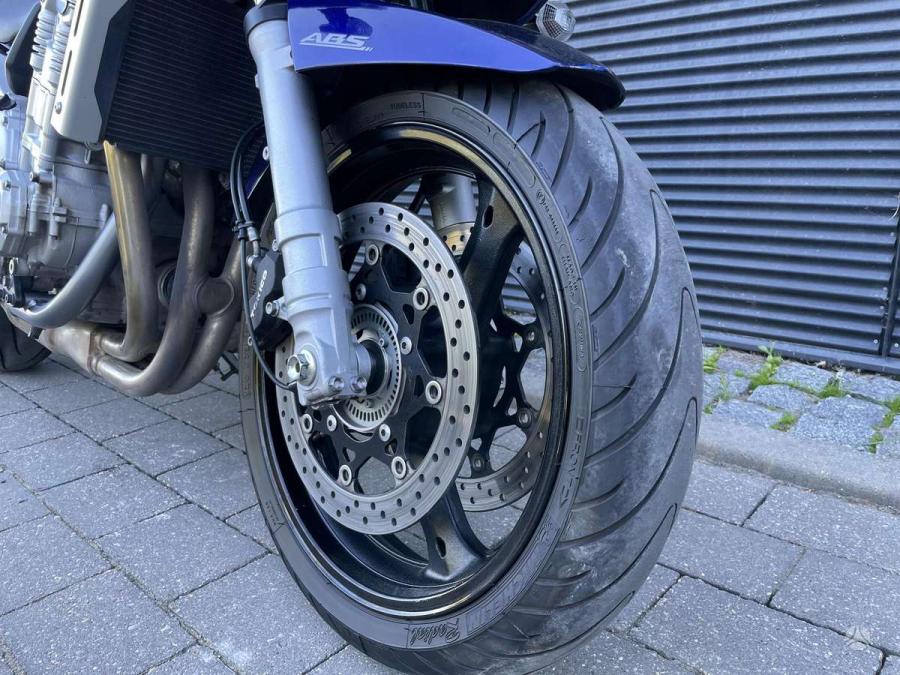 Zils Suzuki GSF 2008 Rīga, ar dzinēja tilpumu 1.25 L un nobraukumu 23 tūkst. km par 3799 €, foto 17 vietnē AUTOMOTO.COM.LV