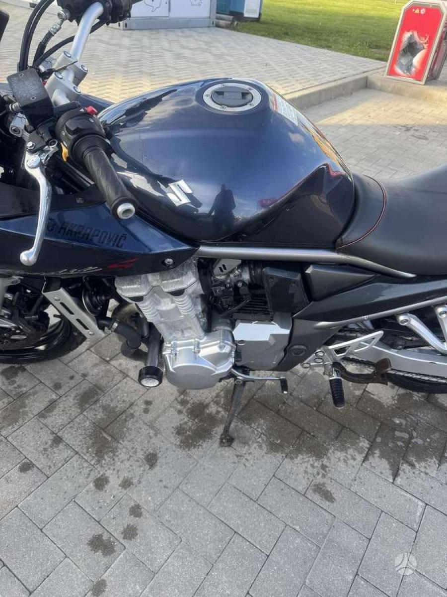Blue Suzuki GSF 2008 in Telschi, with an engine capacity of 0.65 L and mileage of 39 thousand km for 2500 €, photo 6 on AUTOMOTO.COM.LV
